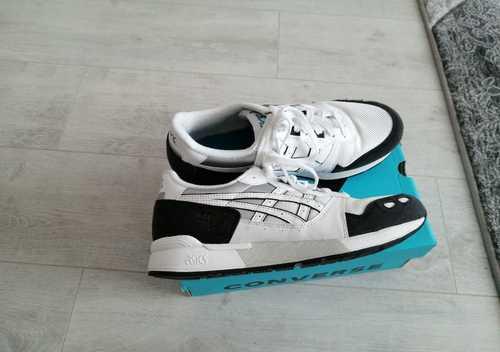 Кроссовки asics tiger