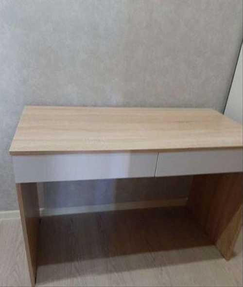 Кухонный стол с ящиками для хранения бу