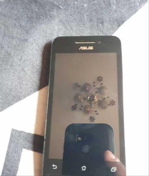 Телефон asus zenfon 4