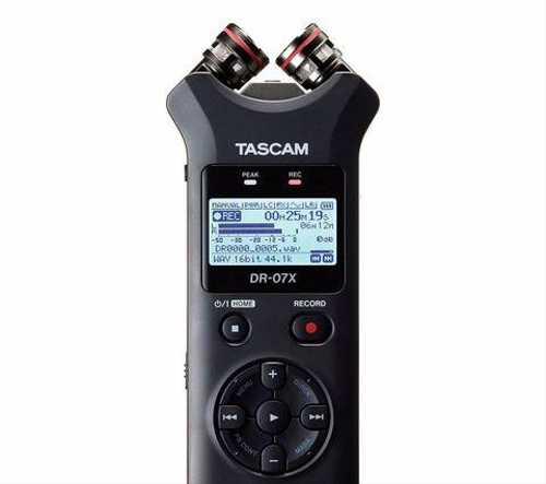 Tascam DR-07x рекордер