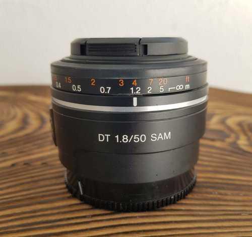 Объектив для портретной съёмки Sony 50mm F1.8