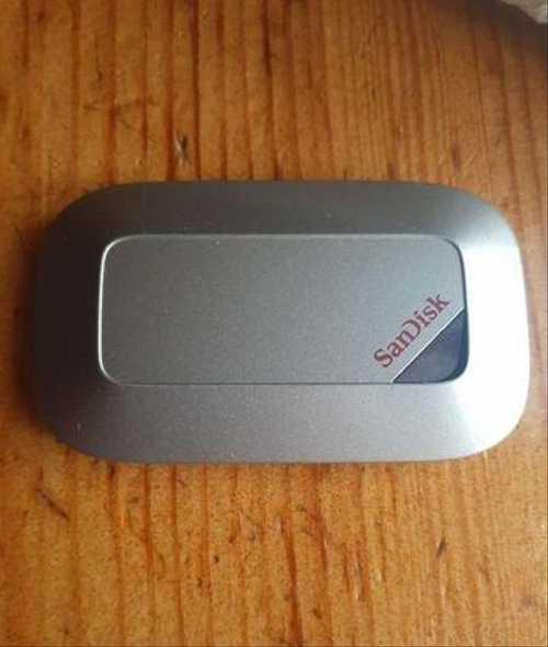 Sandisk Memory Vault. 8 GB