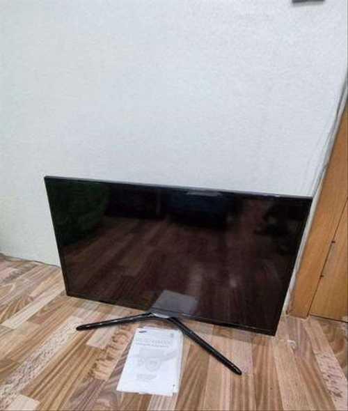 Смарт телевизор Samsung UE32F5500AK, 32''