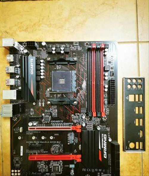Материнская плата Gigabyte GA-AX 370-Gaming