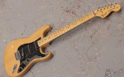 Fender Stratocaster ST-72 Japan