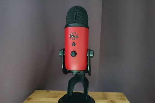 USB микрофон Blue Yeti Red