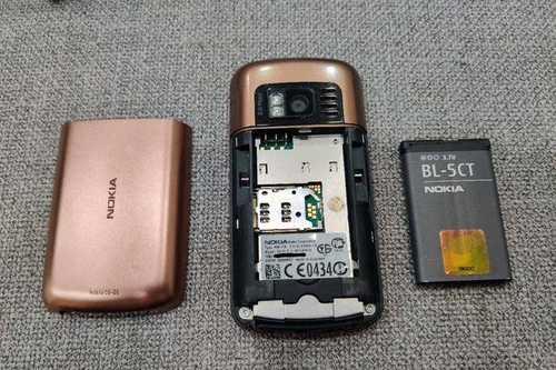 Телефон Nokia nokia c6-01.3