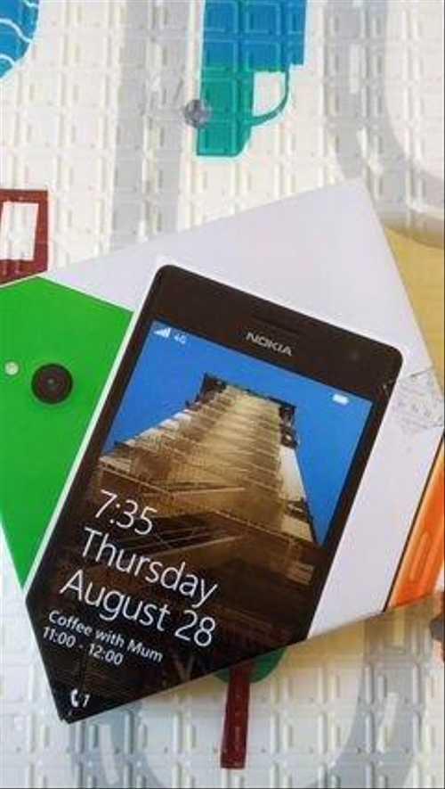 Nokia Lumia 735