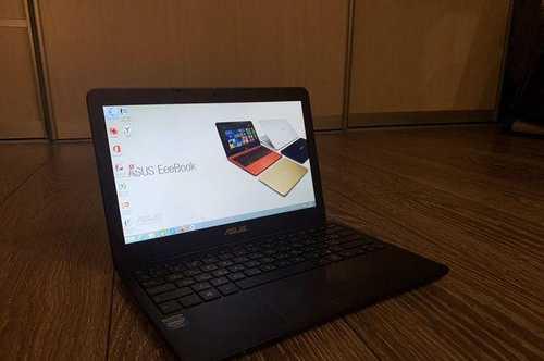 Asus X205T