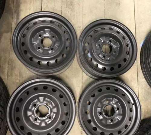 Штампы Nissan R14 4x114.3