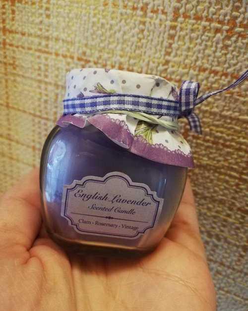 Парфюмированная свеча english lavender scented can