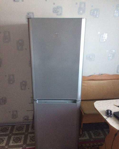 Холодильник Indesit BIA16NFS