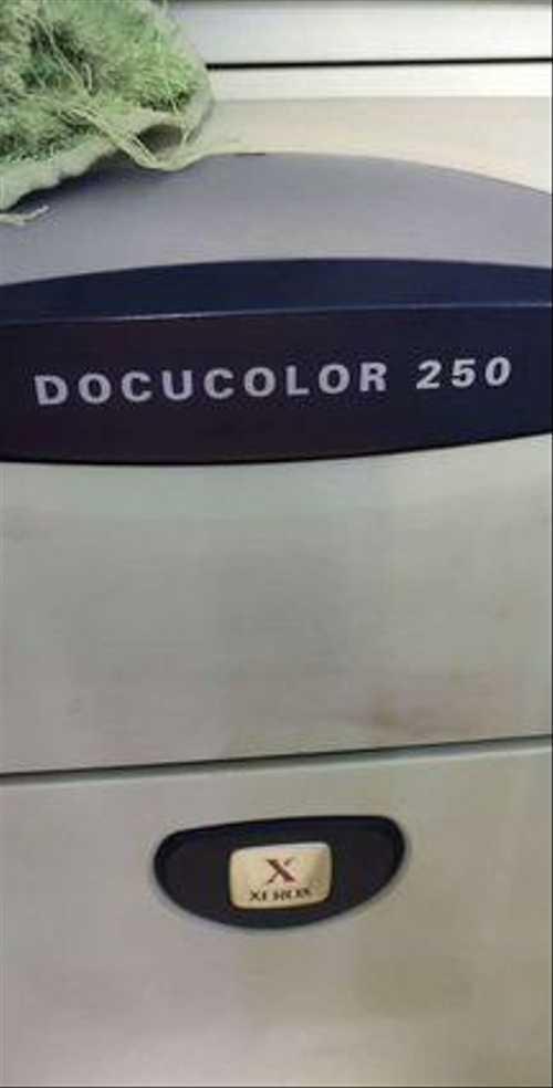 Цветной принтер Xerox docucolor 250