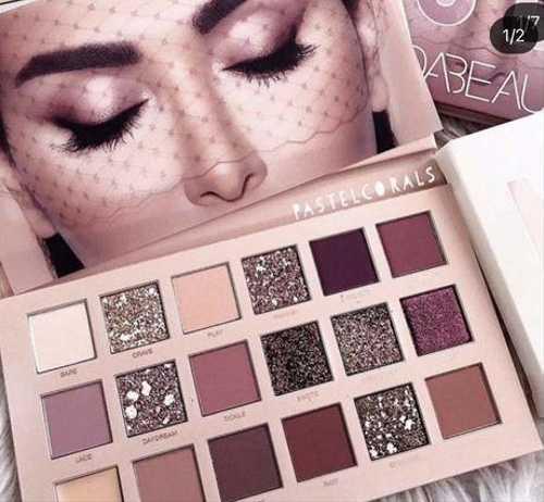 Палетка теней hudabeauty