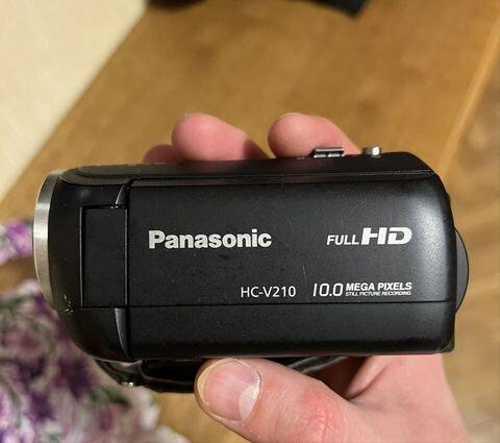 Видеокамера Panasonic HC-V210