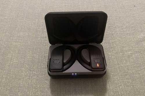 JBL endurance peak