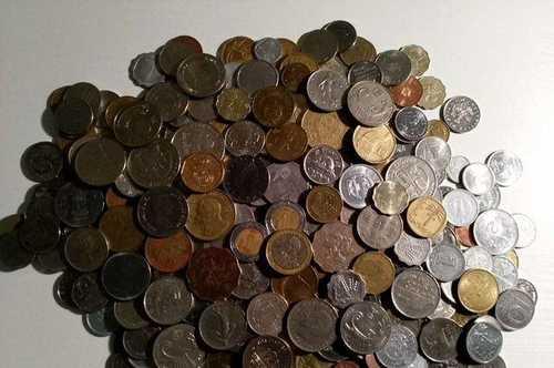 Монеты зарубежные разных стран 280 шт