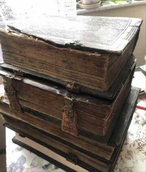 Старые церковные книги, редкие и старообрядческие