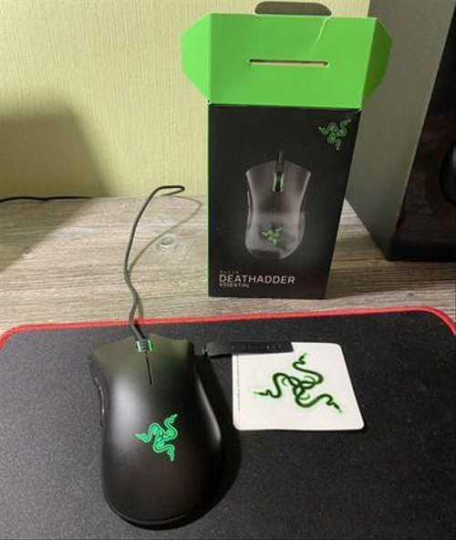 Игровая мышь razer deathadder essential + коврик