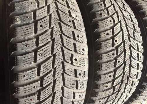 Nokian hakkapeliita 2. 215/55R16 2шт