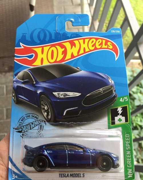 Hot wheels Tesla S super treasure hunt STH