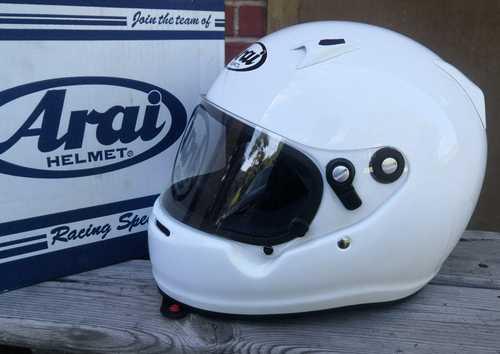 Шлем для картинга Arai