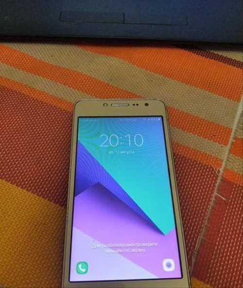 Телефон Samsung Galaxy J2 Prime