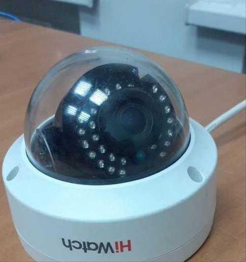 Видеокамера ip HiWatch DS-I122