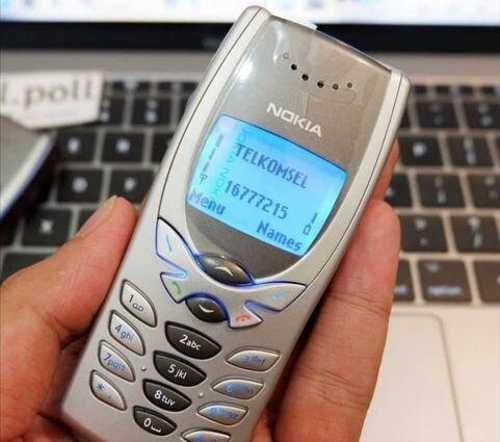 Кнопочный телефон Nokia 8250 новый