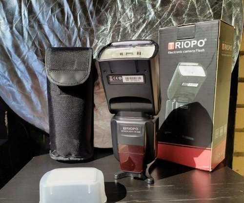 Фотовспышка Triopo speedlight TR-988 Canon/Nikon
