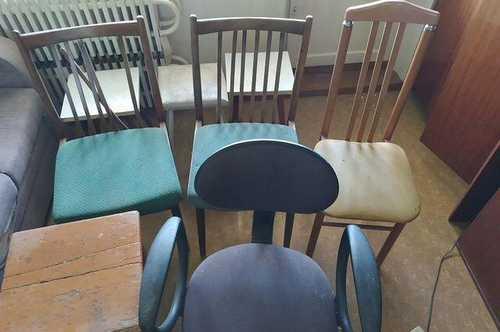 Табуретки и стулья