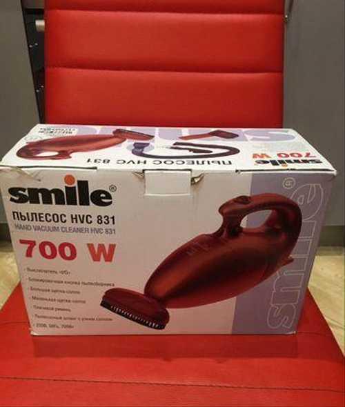 Пылесос ручной Smile HVC 831 700W