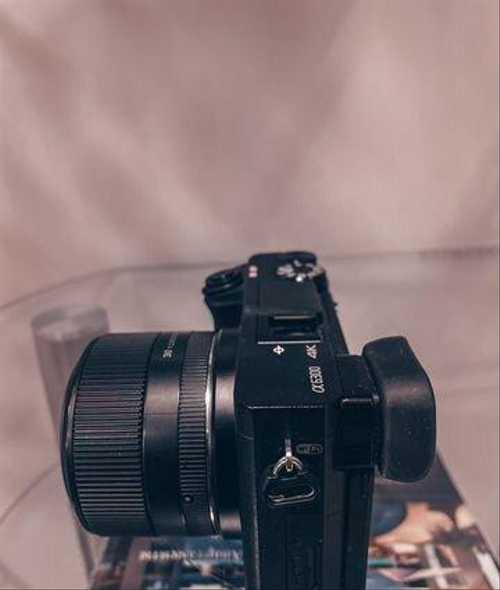 Удалить Sony A6300 +Объектив Sigma AF 30mm f/2.8