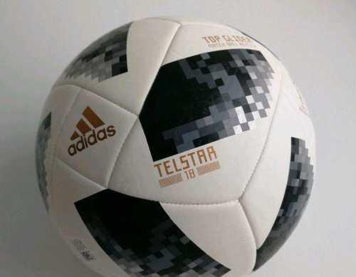 Футбольный мяч telstar