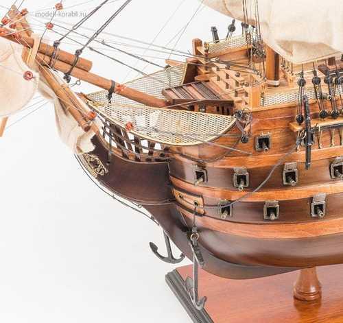 Корабль «HMS Victory» 95 см с парусами