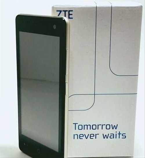 Смартфон ZTE Blade GF3 Коробка и комплект