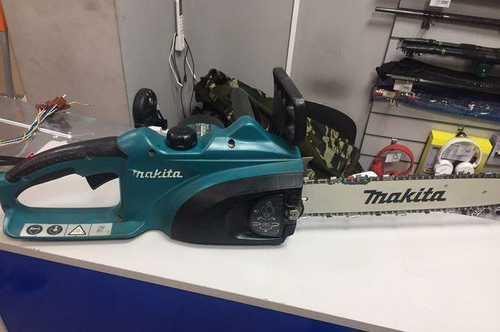 Электропила Makita uc3520a