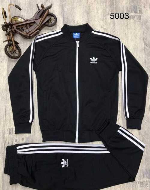 Спортивный костюм Adidas