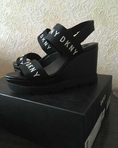 Босоножки Dkny