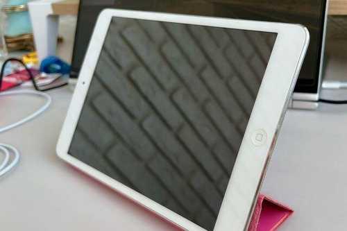 iPad mini 1 gen 16 GB Wi-Fi White