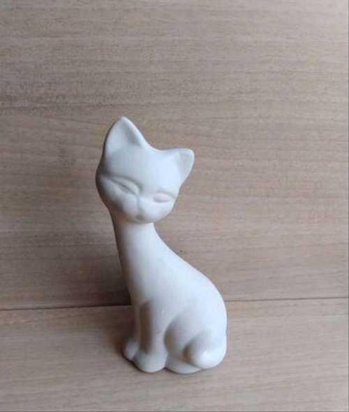 Фигурка статуэтка кошка