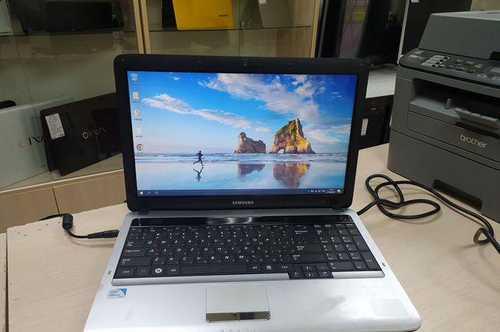 Samsung 15,6" Celeron T3500 / 2Gb / 320Gb