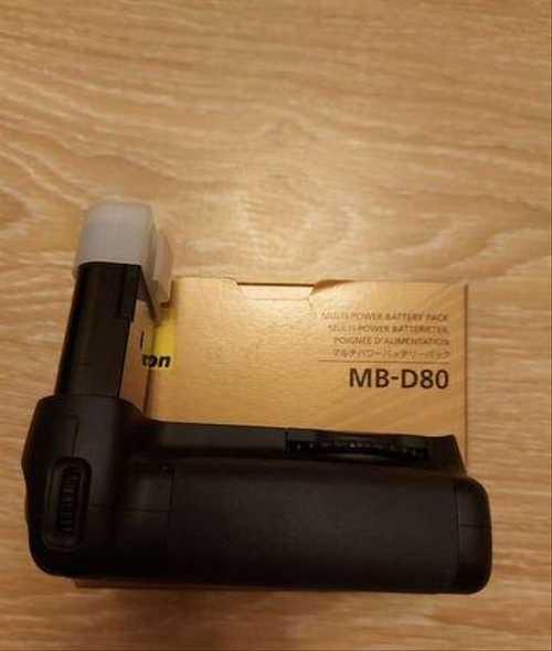 Батарейный блок Nikon MB-D80