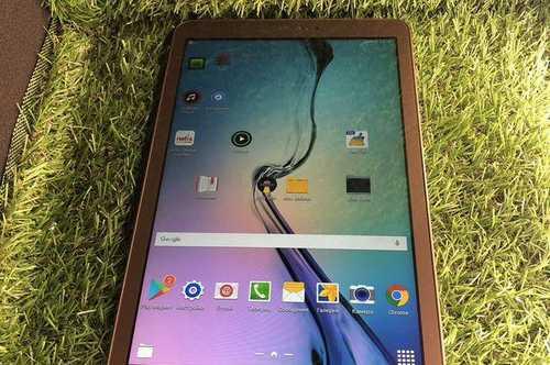Samsung Tab E SM-T561 8GB бронзовый