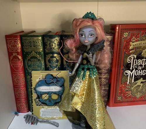 Мауседес бу йорк monster high
