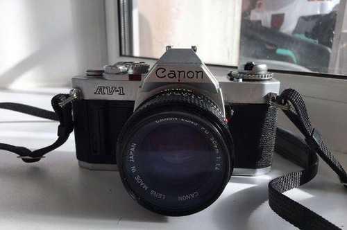 Плёночный фотоаппарат Canon AV-1