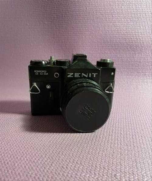 Плёночный фотоаппарат Зенит TTL 44m Helios