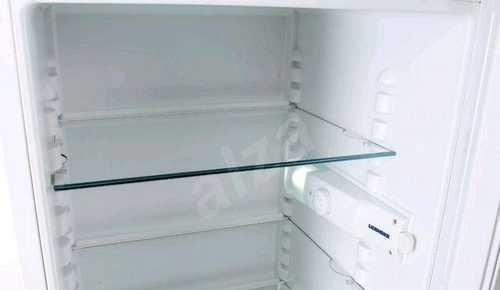 Стекло полки холодильника (350-200-4)