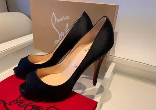 Новые Туфли Christian Louboutin 37,5 оригинал