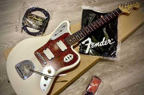 Fender jaguar новый + фирменные подврки